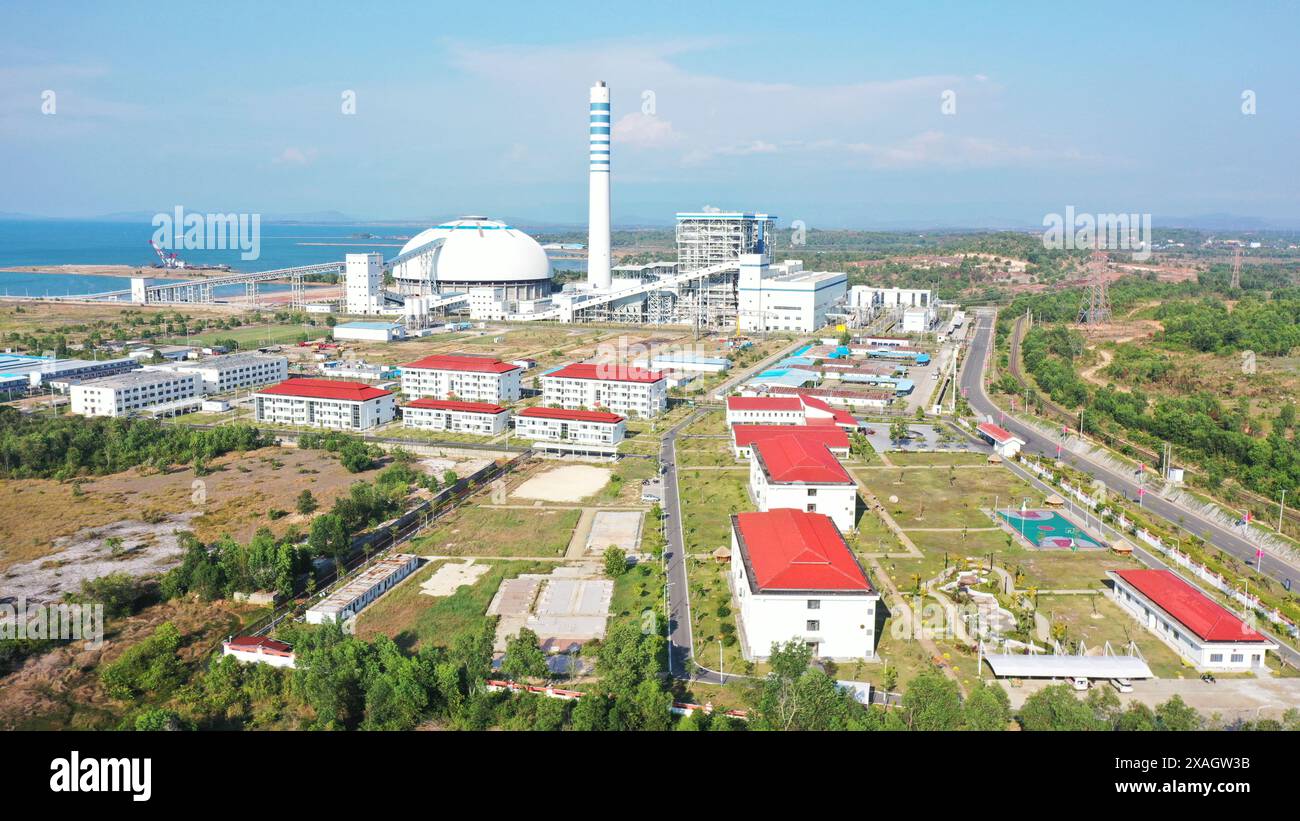 (240607) -- SIHANOUKVILLE, June 7, 2024 (Xinhua) -- This undated aerial ...