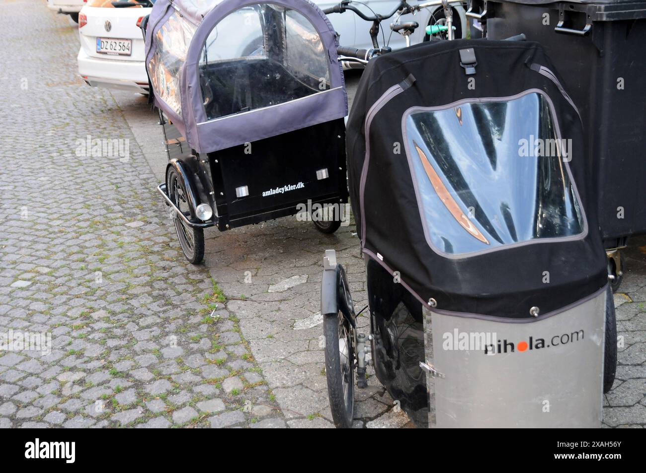 Copenhagen/ Denmark/07 JUNE 2024/ Cargo bikes are very popular in ...