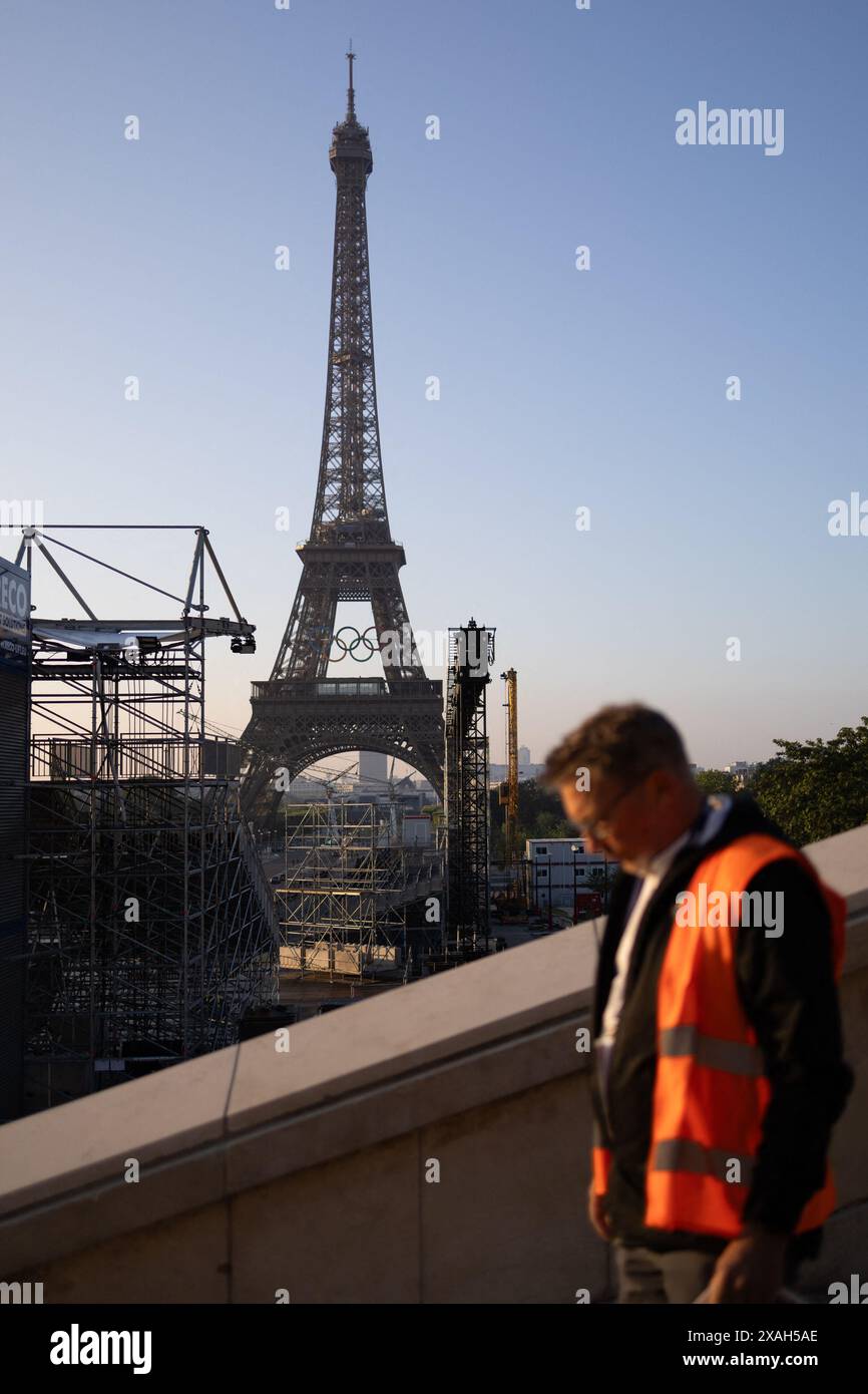 Paris, France. 07th June, 2024. The Olympic rings are seen on the ...