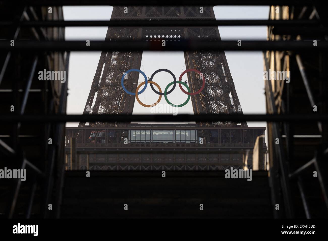 Paris, France. 07th June, 2024. The Olympic rings are seen on the ...