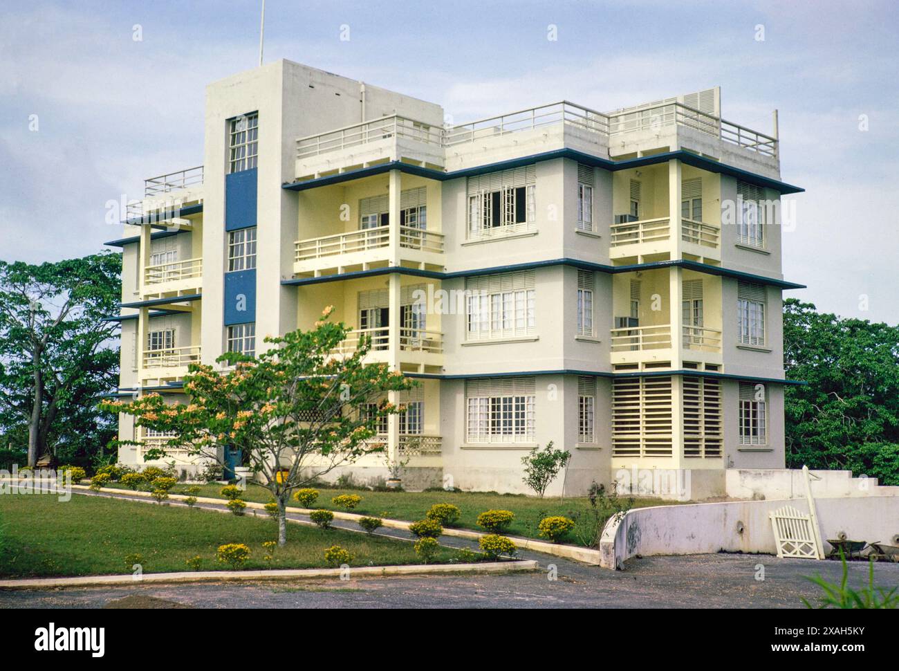 Modern 1960s residential apartment building, Ghana, west Africa 1963 ...