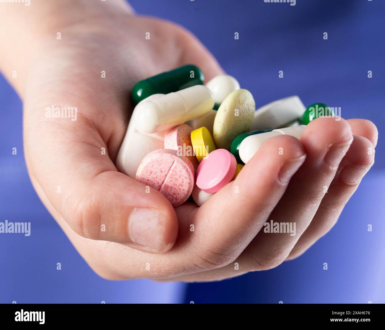 Iron vitamin micro hi-res stock photography and images - Alamy