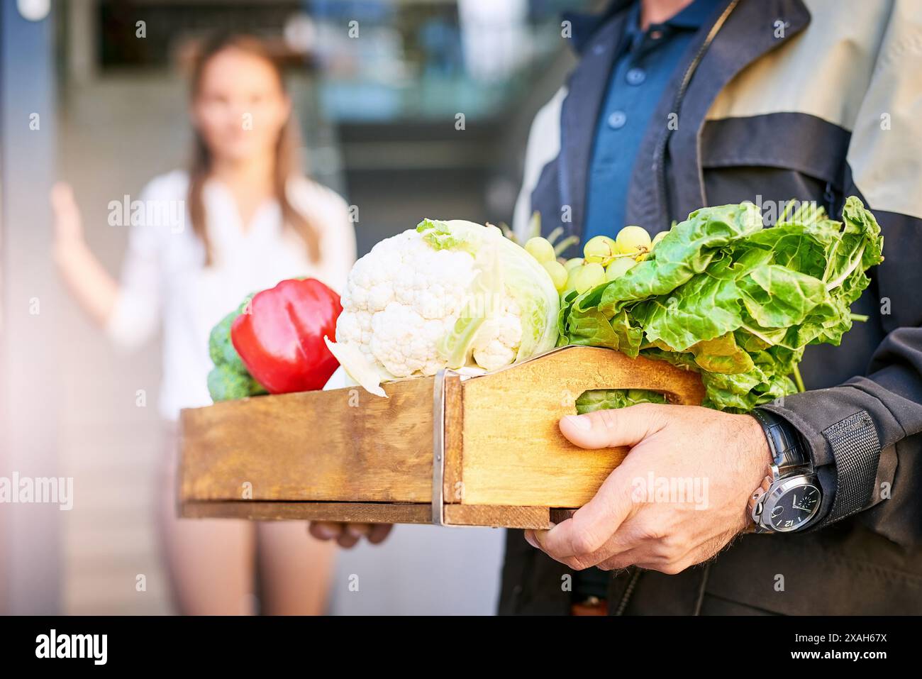 Vegetable box and front door hi-res stock photography and images - Alamy