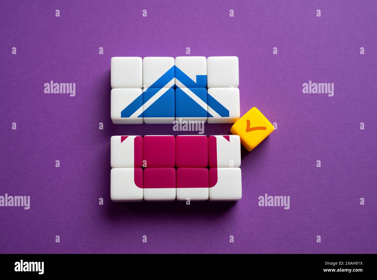 Dividing house hi-res stock photography and images - Alamy