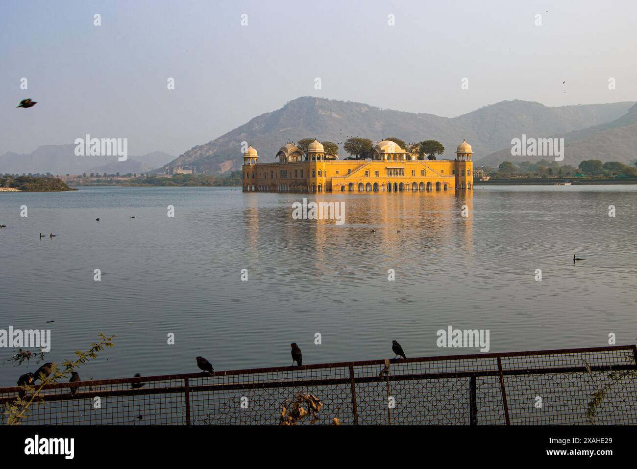Jal Mahal, the Water Palace that seems floating atop the Man Sagar Lake ...