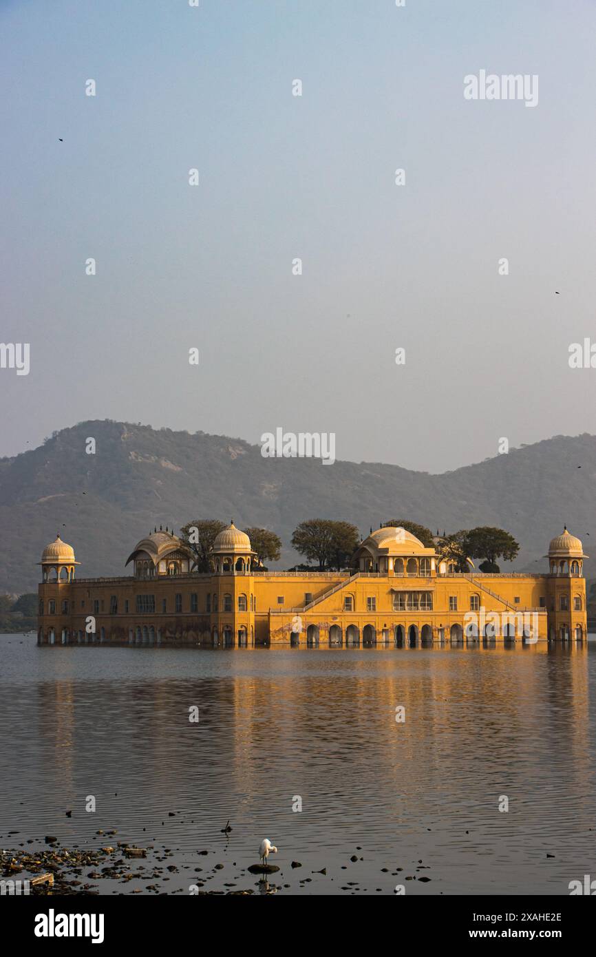 Jal Mahal, the Water Palace that seems to float atop the Man Sagar Lake ...
