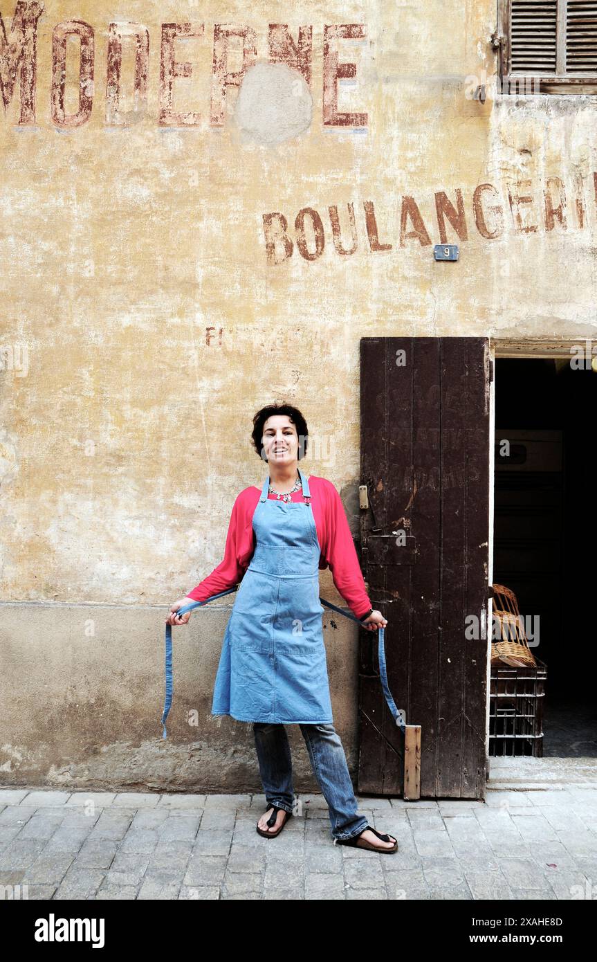 Towering white walls of rock cut through by a series hi-res stock ...