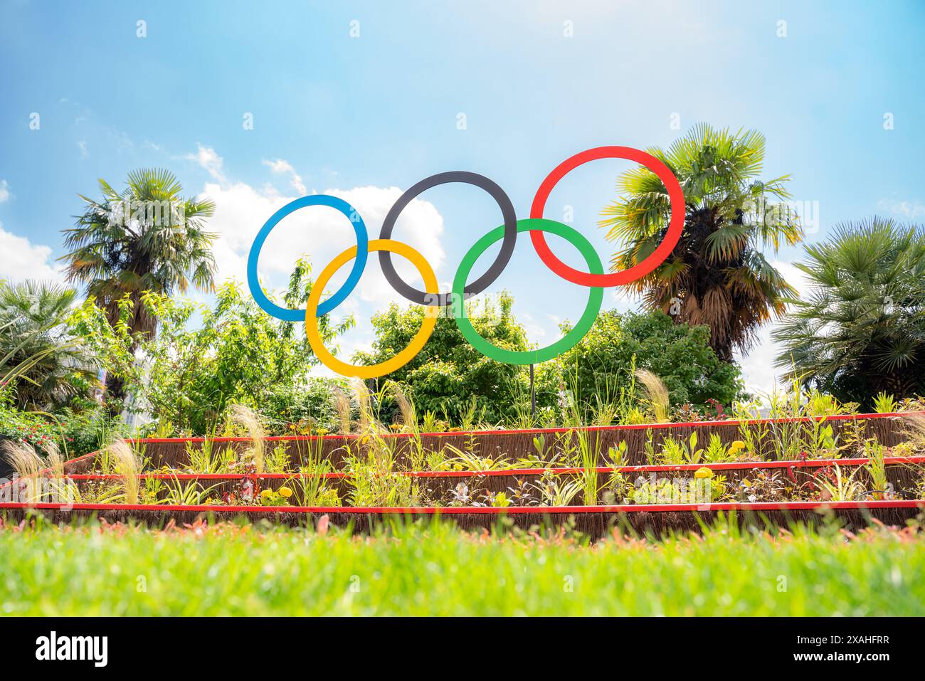 2024 olympic logo hi-res stock photography and images - Alamy