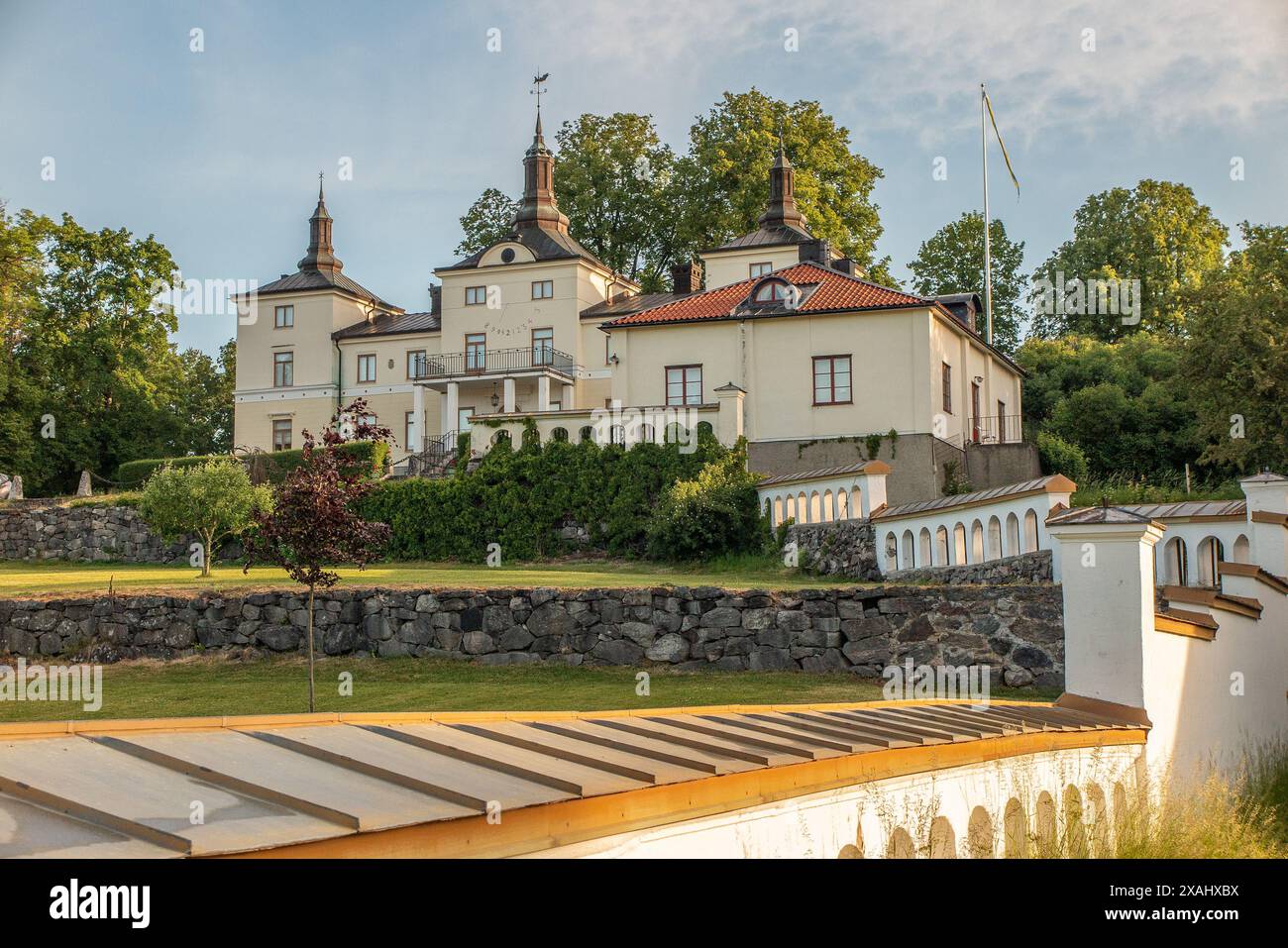stenhammar: royal castle in sörmland sweden photo: Bo Arrhed Stock ...