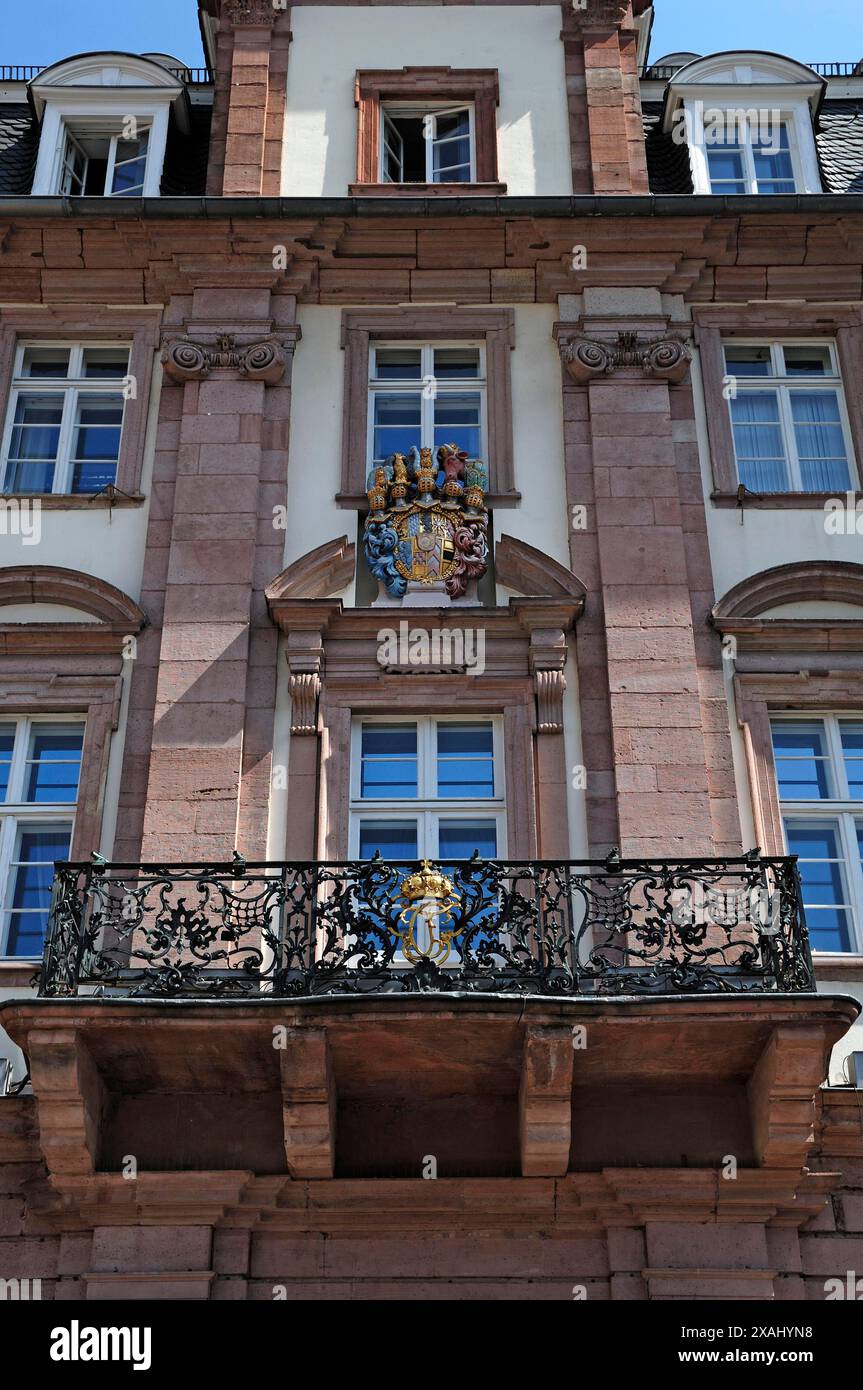 Balcony and above the old Palatinate coat of arms of the town hall ...