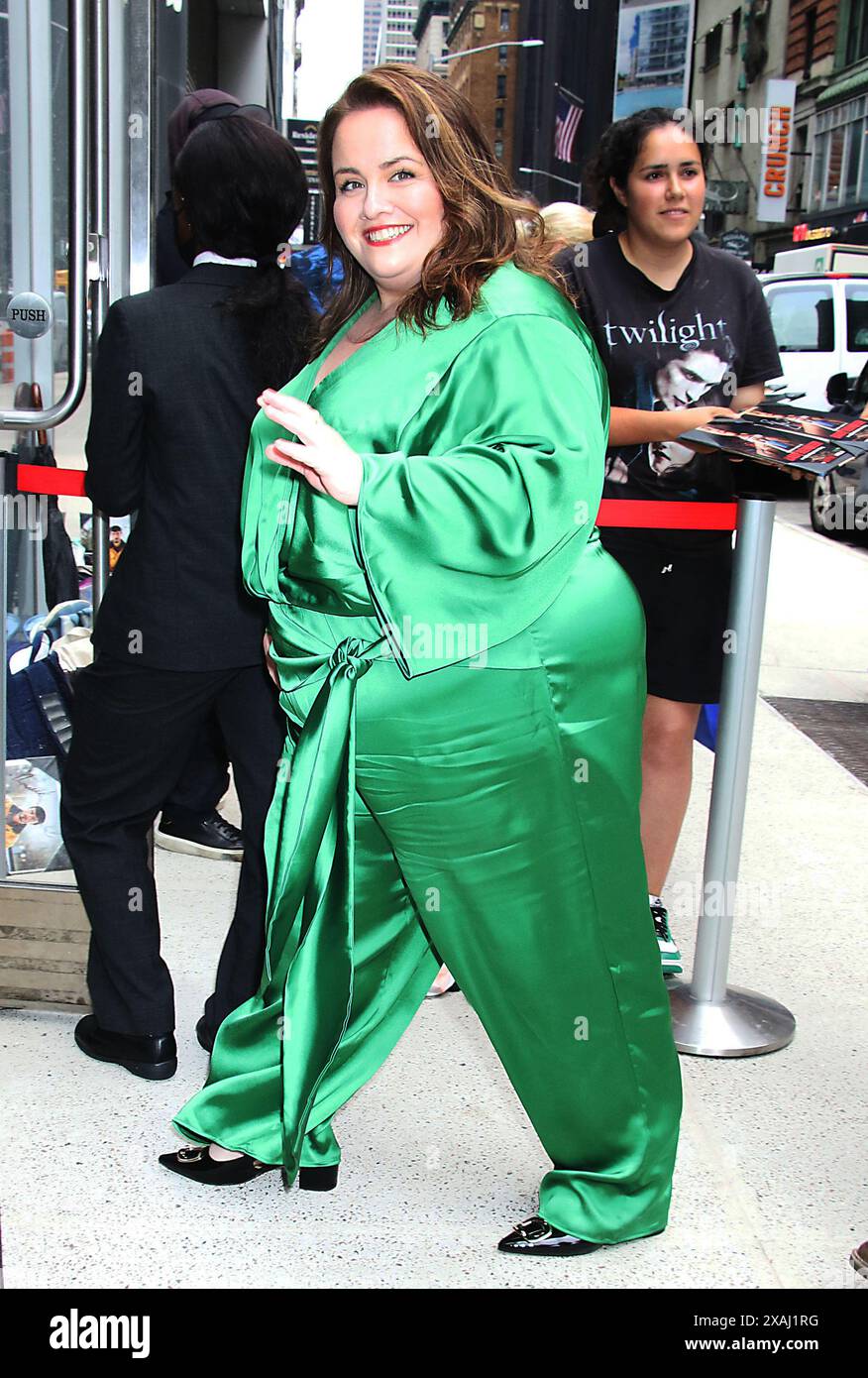 New York, NY, USA. 6th June, 2024. Jessica Gunning seen arriving at he ...