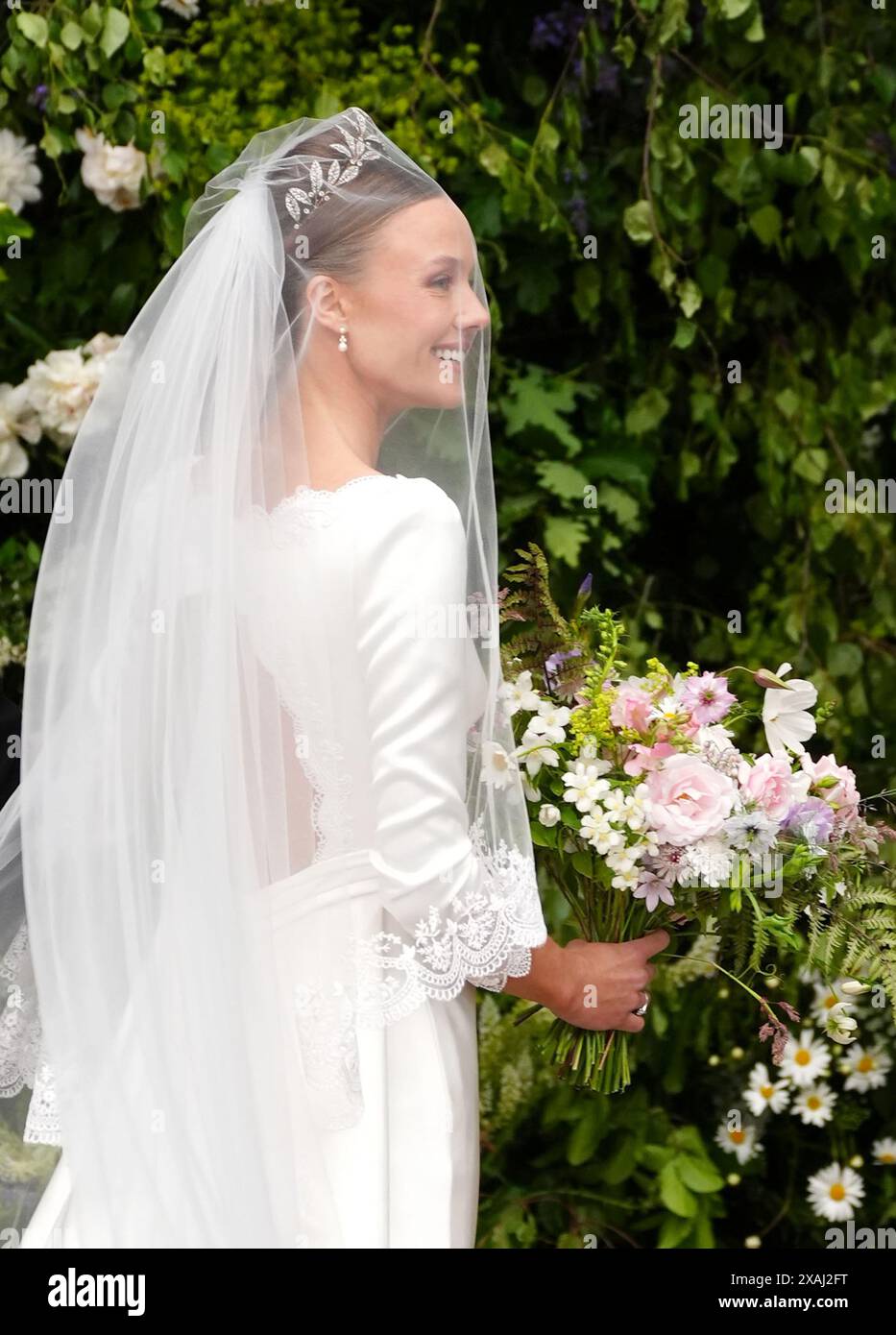 Olivia Henson arrives for her wedding to Hugh Grosvenor, the Duke of ...