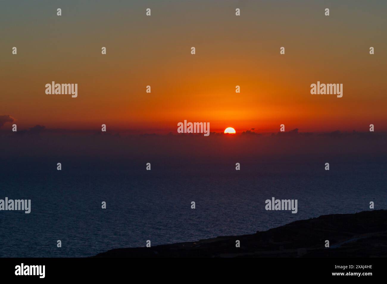 Beautiful sunlight reflection from sea hi-res stock photography and ...