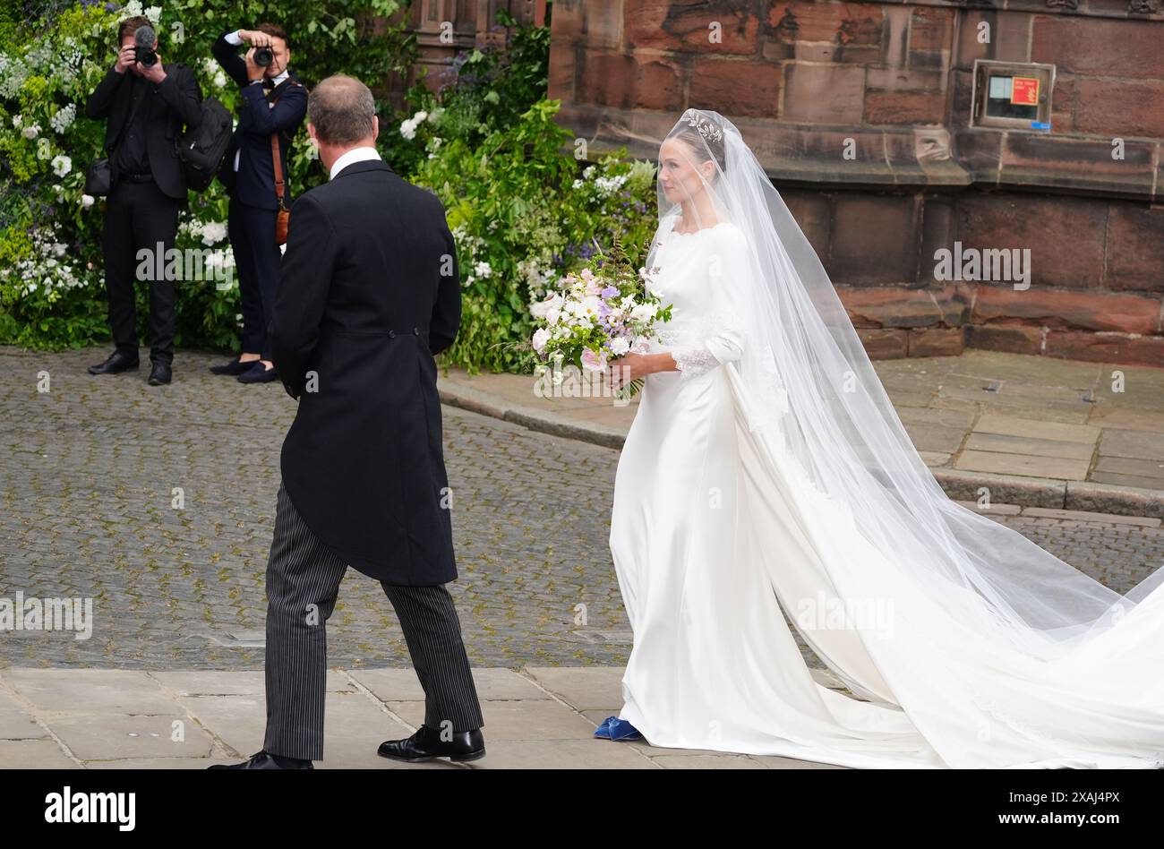 Olivia Henson arrives for her wedding to Hugh Grosvenor, the Duke of ...