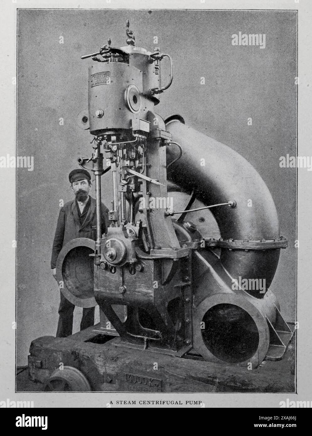 Centrifugal pump hi-res stock photography and images - Alamy