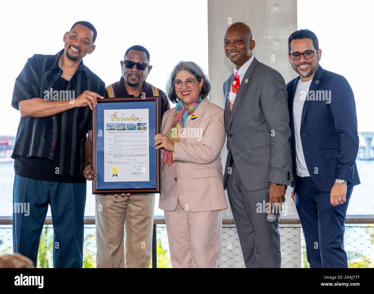 Mayor oliver gilbert hi-res stock photography and images - Alamy