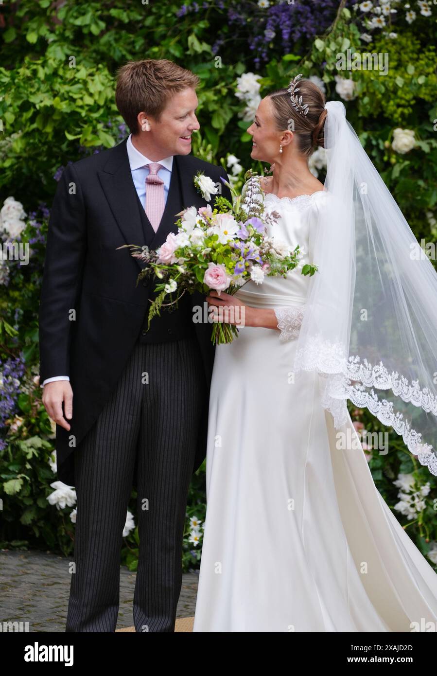 Olivia Henson and Hugh Grosvenor, the Duke of Westminster leave Chester ...