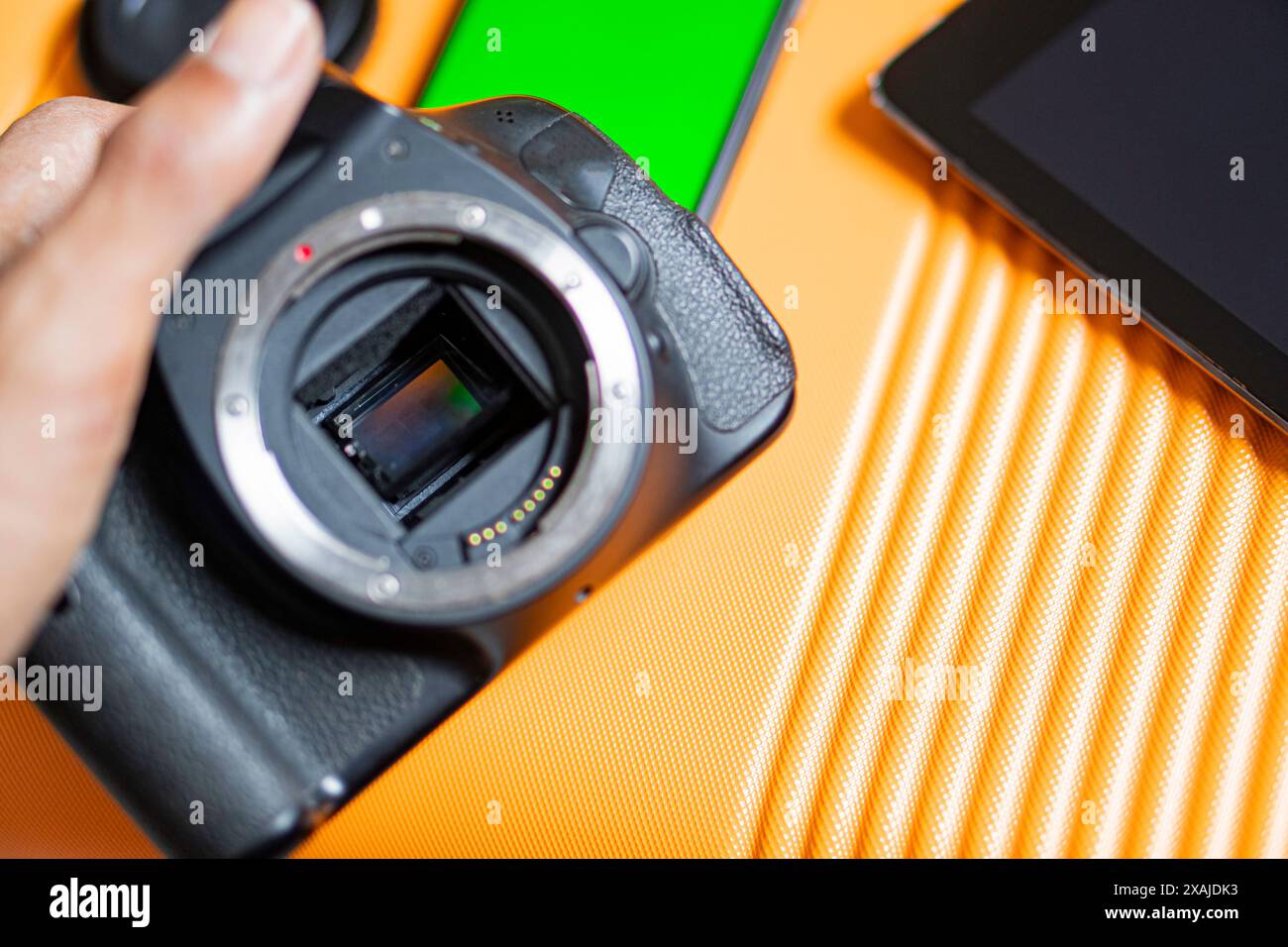 Camera without hi-res stock photography and images - Alamy