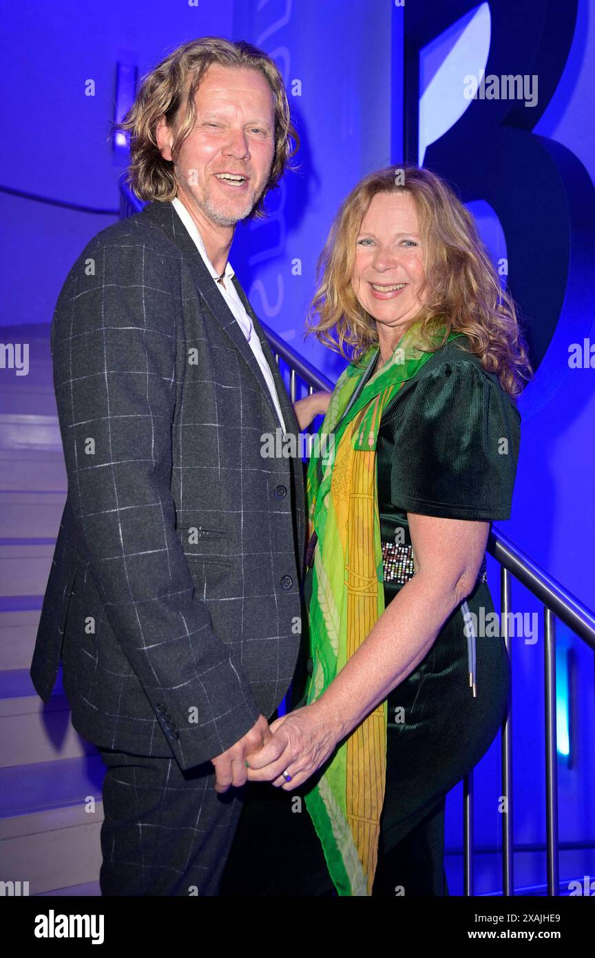 Marion Kracht mit Ehemann Berthold Manns bei der Bertelsmann Party 2024 ...