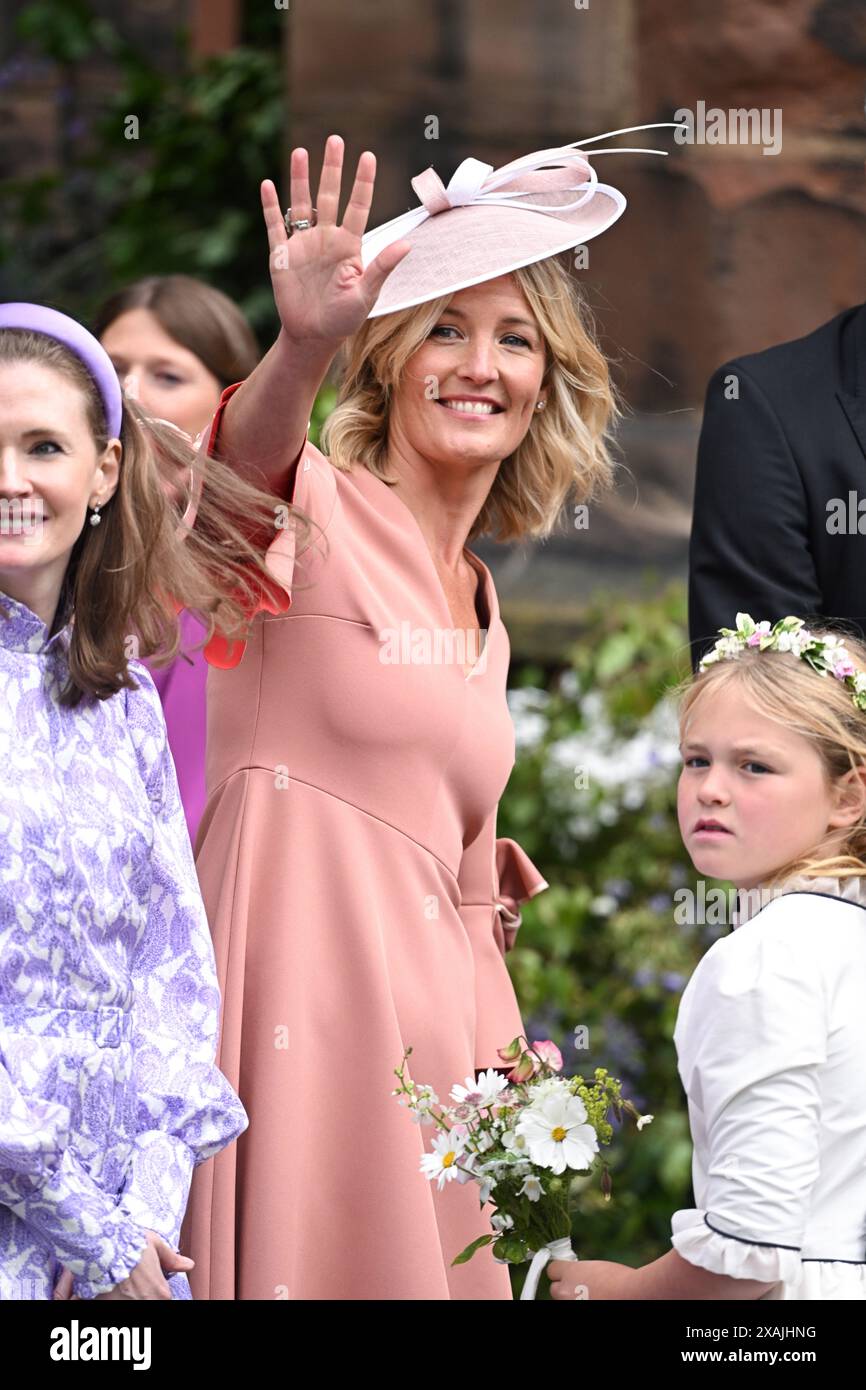 Lady edwina grosvenor wedding hi-res stock photography and images - Alamy