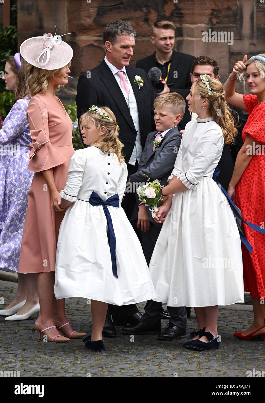 Lady edwina grosvenor wedding hi-res stock photography and images - Alamy