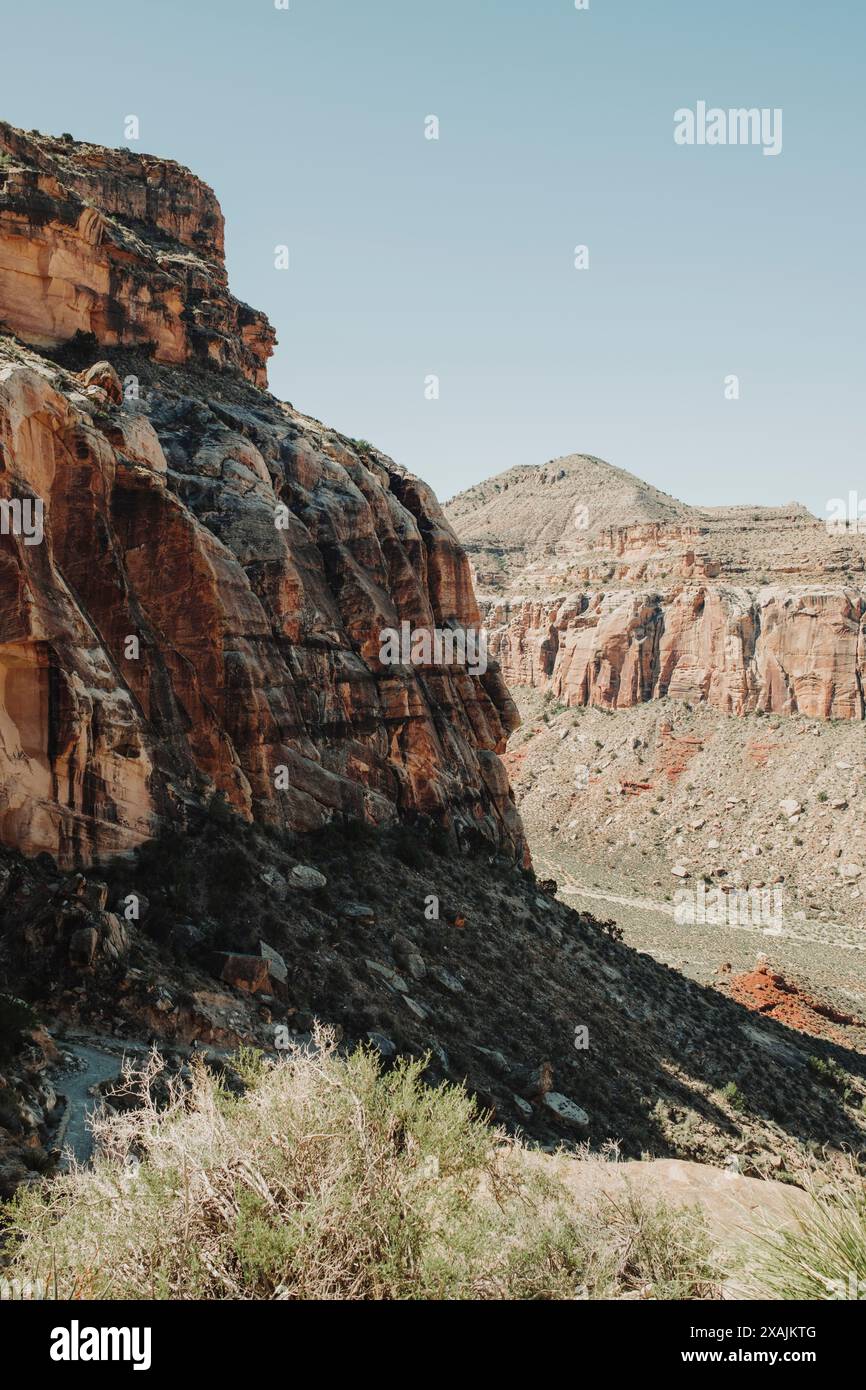 Vast red rock canyon in Arizona in high contrast light Stock Photo - Alamy