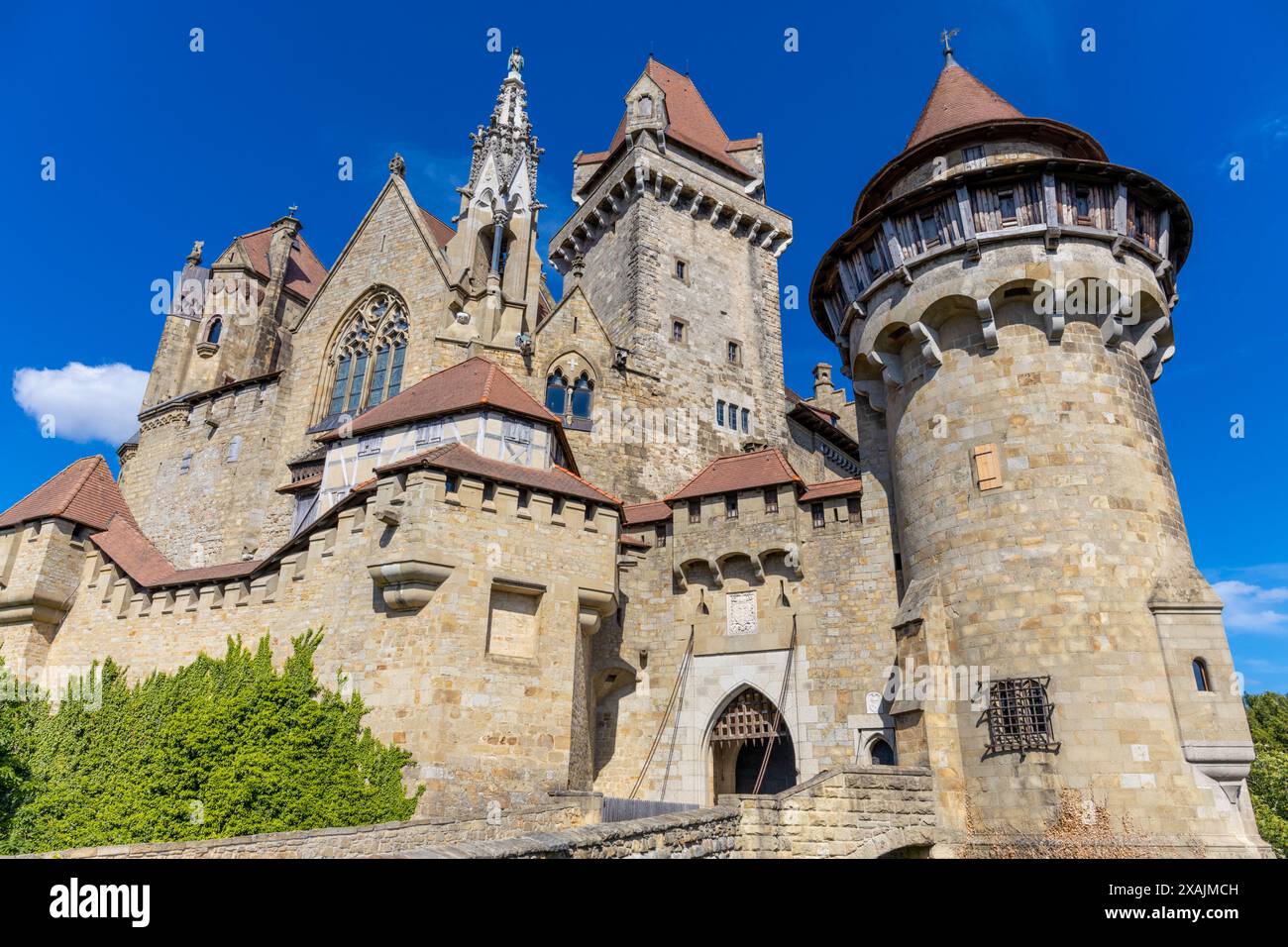 Castle Burg Kreuzenstein in Austria, Vienna. Old ancient medieval ...