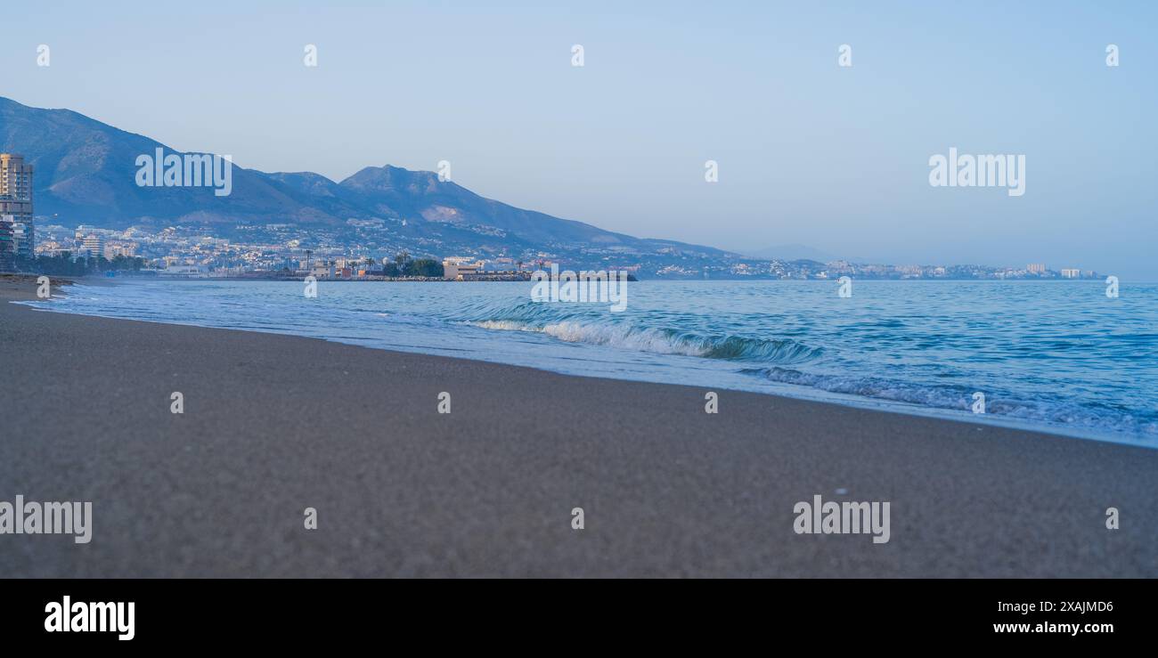 Playa de fuengirola costa hi-res stock photography and images - Alamy