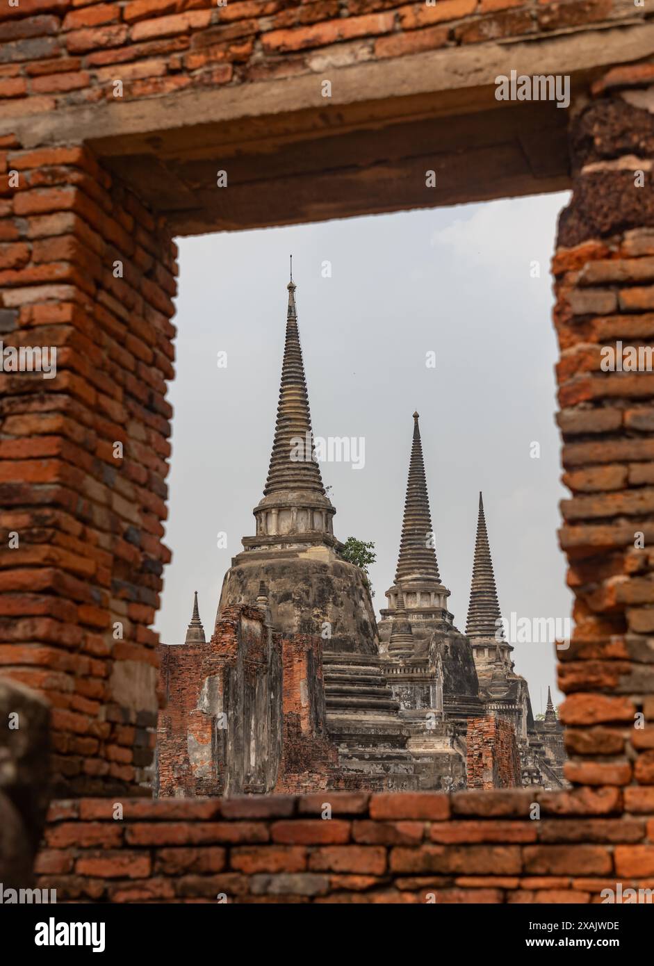 A picture of the three chedis at the Wat Phra Si Sanphet Temple Stock ...