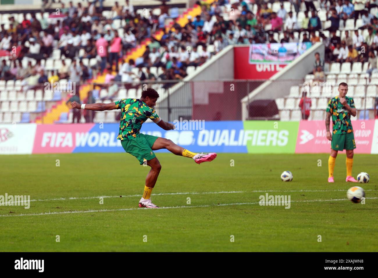 Kusini Yengi practicing before their second leg match of the FIFA World ...