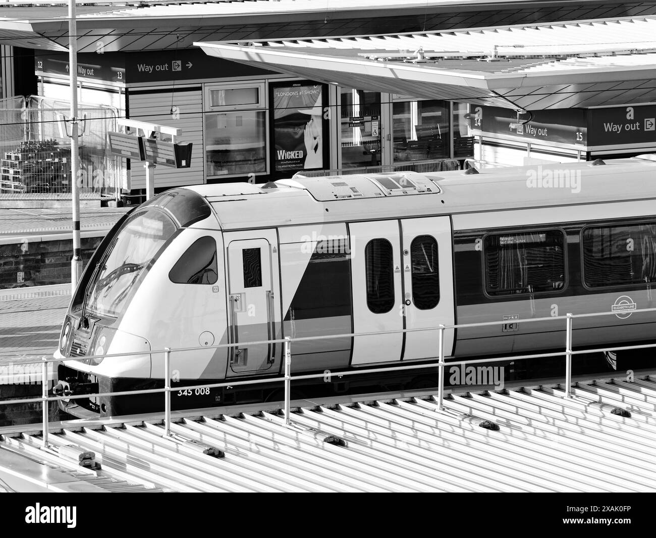 Elizabeth line route hi-res stock photography and images - Alamy
