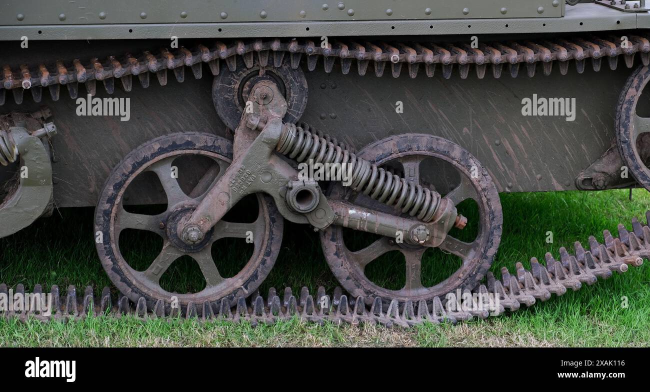 Suspension system for tracked British world war two universal bren ...