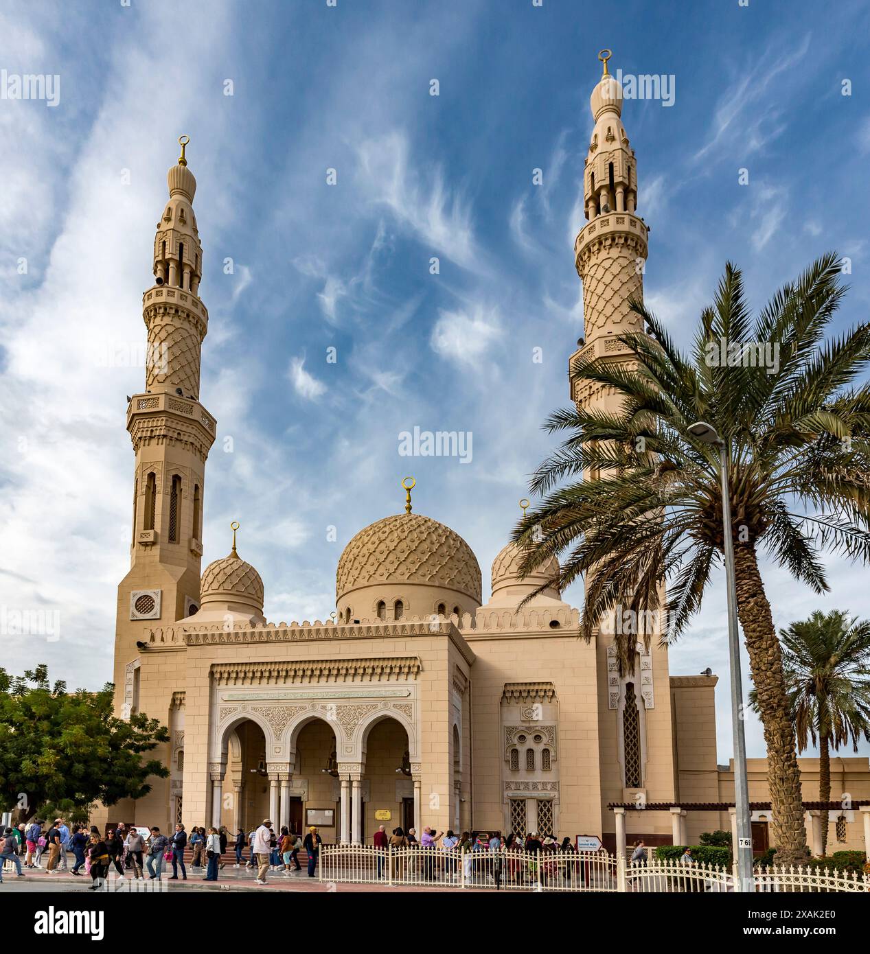 Jumeirah Mosque, Central Mosque, Jumeirah Masjid, Dubai, United Arab ...