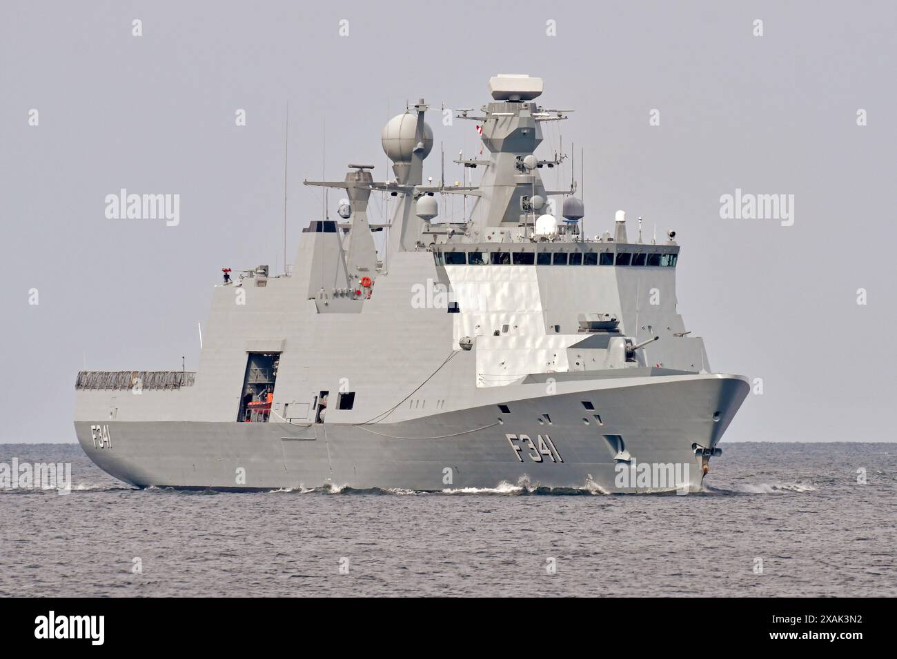 Hdms absalon l16 hi-res stock photography and images - Alamy