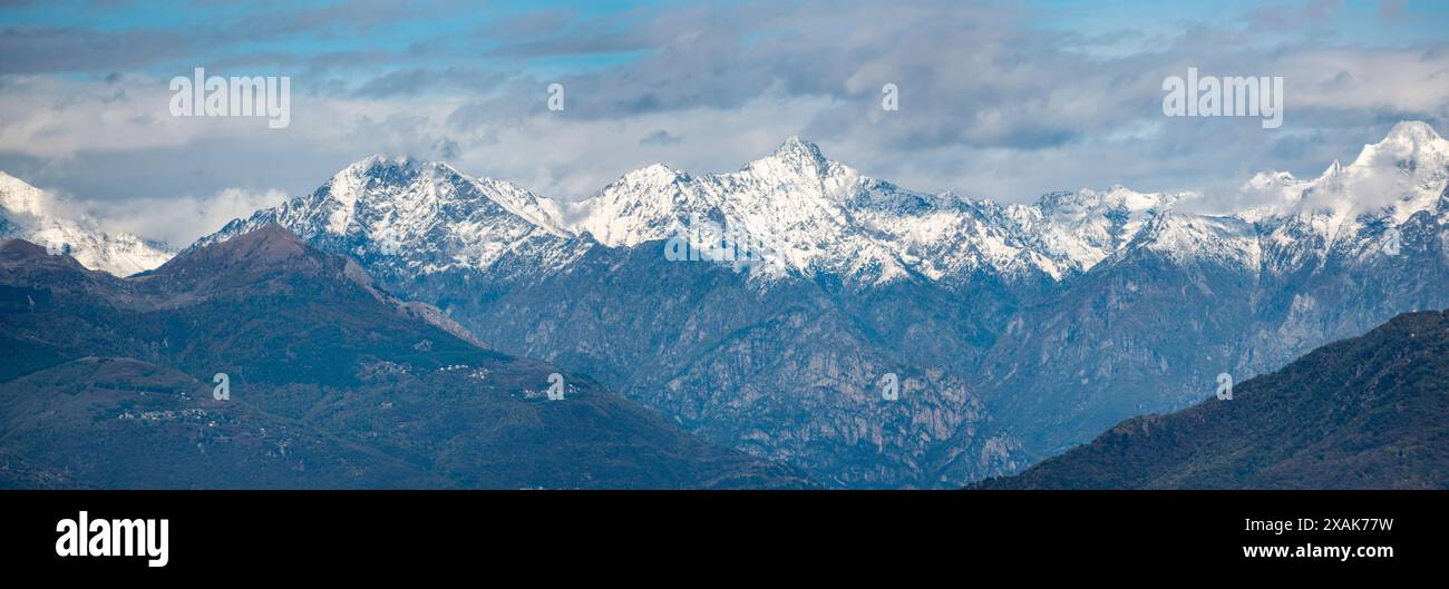Magnificent view of the southern Alps seen from Monte Crocione at lake ...