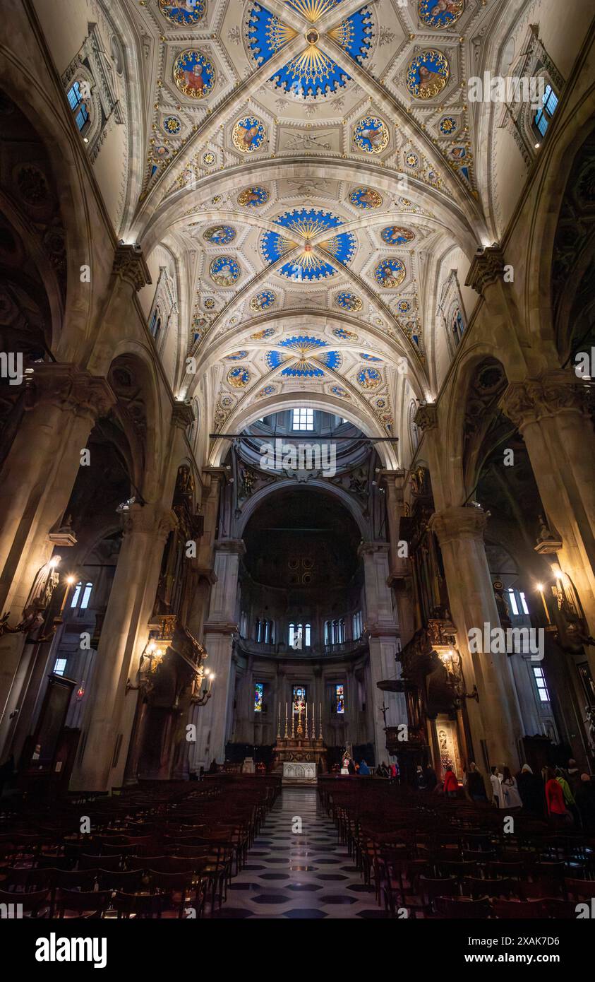 COMO, ITALY - OCTOBER 05, 2023 - Cathedral Santa Maria Assunta in Como ...