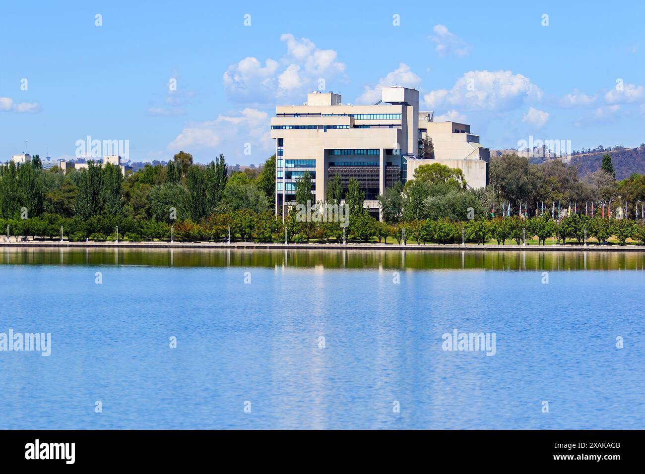 High Court of Australia building as seen from the opposite shore of ...
