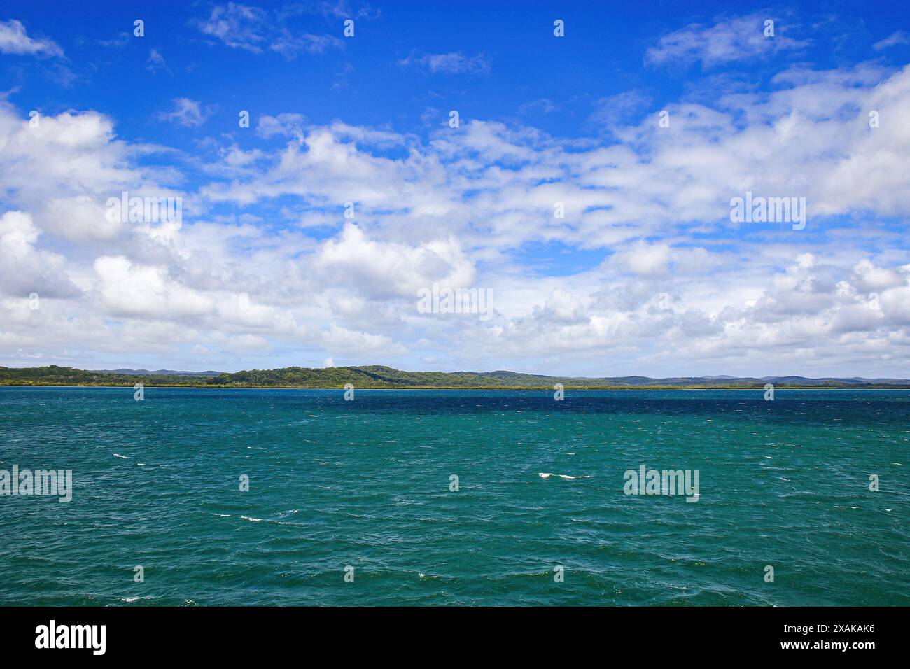 Shoreline of Hervey Bay on the Great Sandy Strait, between Fraser ...