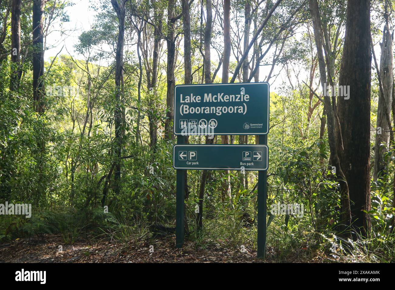 Road sign pointing towards Lake McKenzie (Boorangoora) on Fraser Island ...