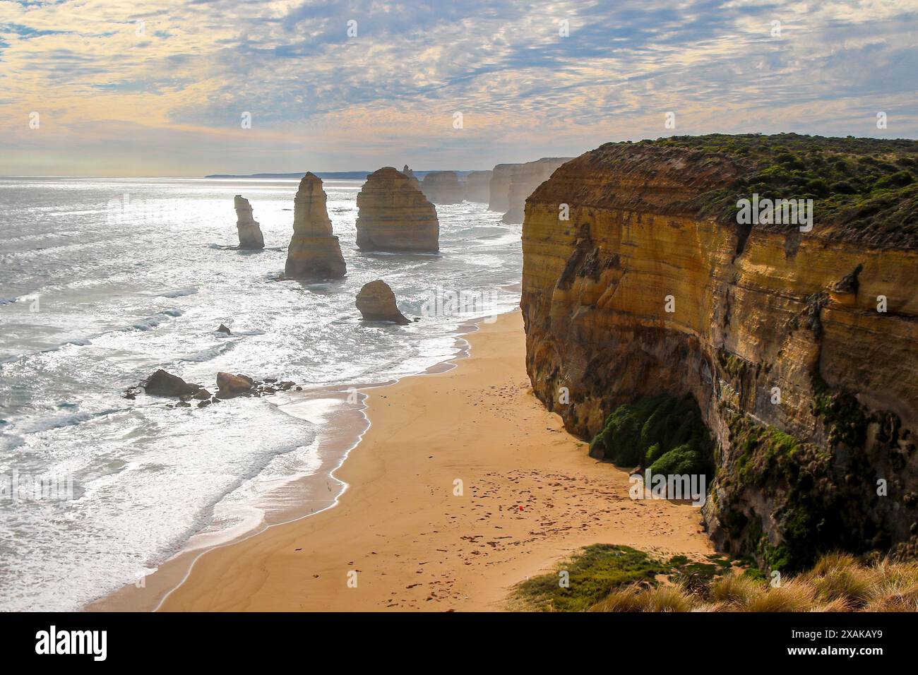 The Twelve Apostles, a collection of limestone stacks in the Tasman Sea ...