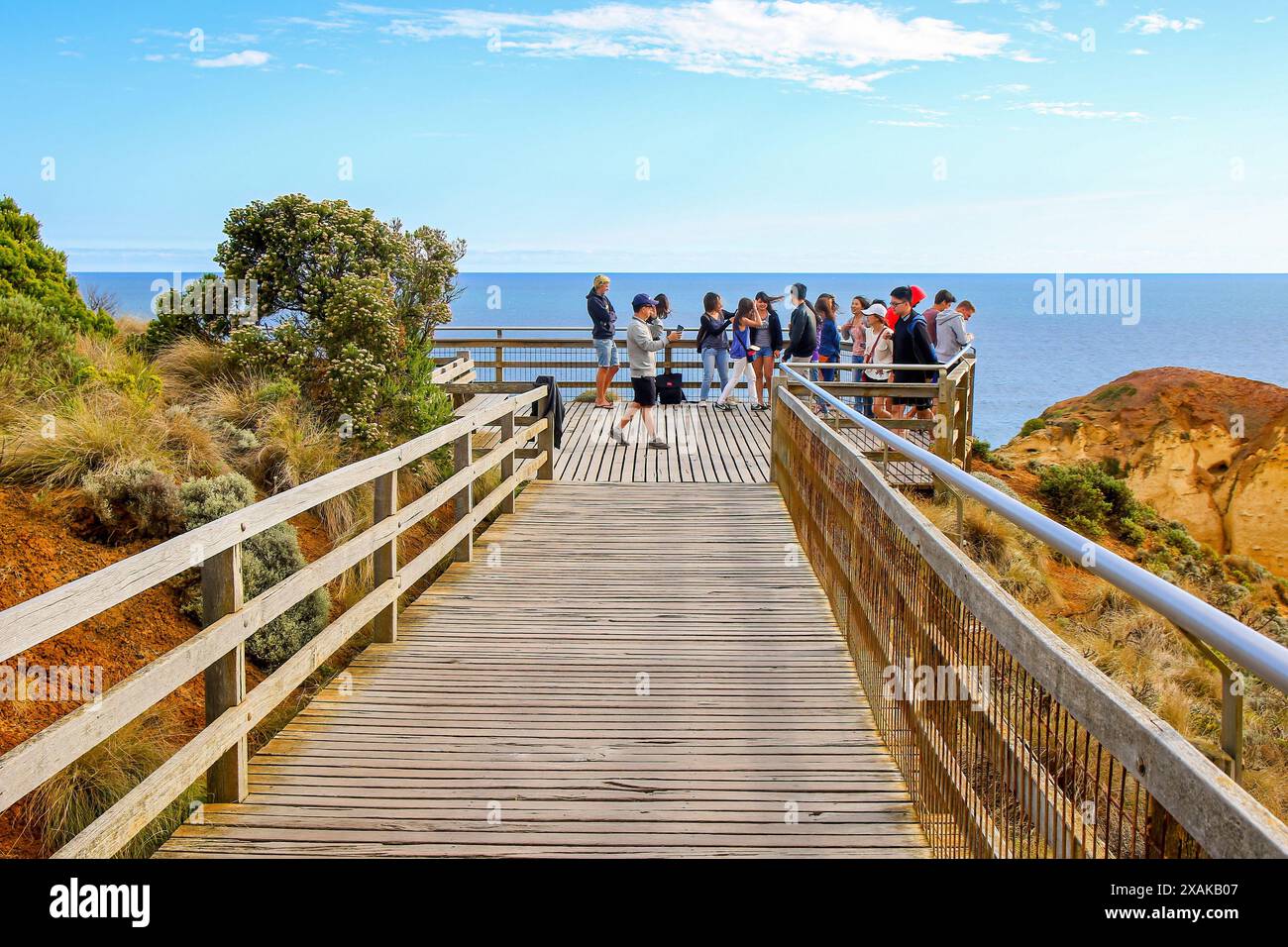 Boardwalk overlooking the Tasman Sea at The Twelve Apostles trail ...