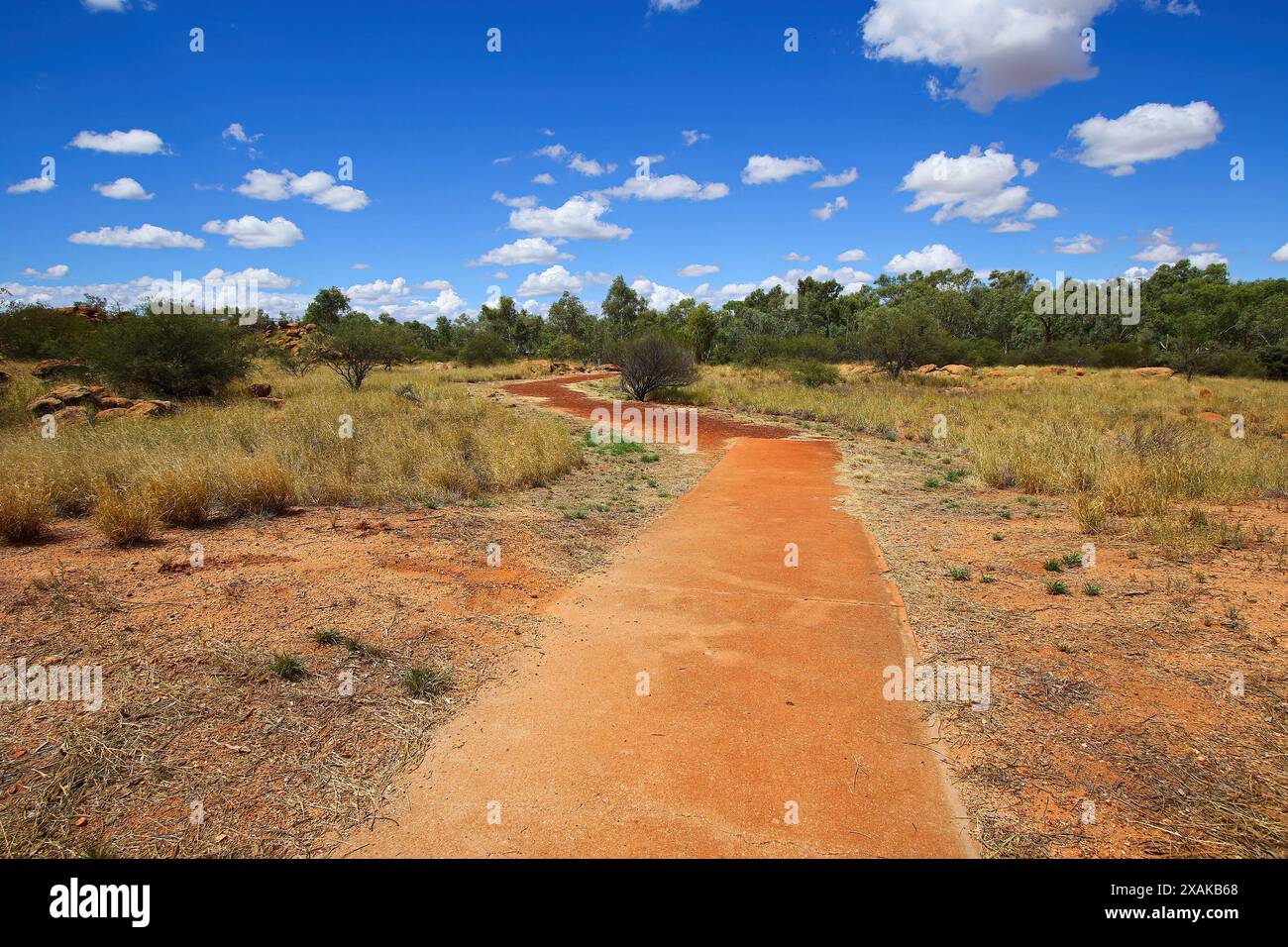 Footpath in the Alice Springs Telegraph Station Historical Reserve in ...