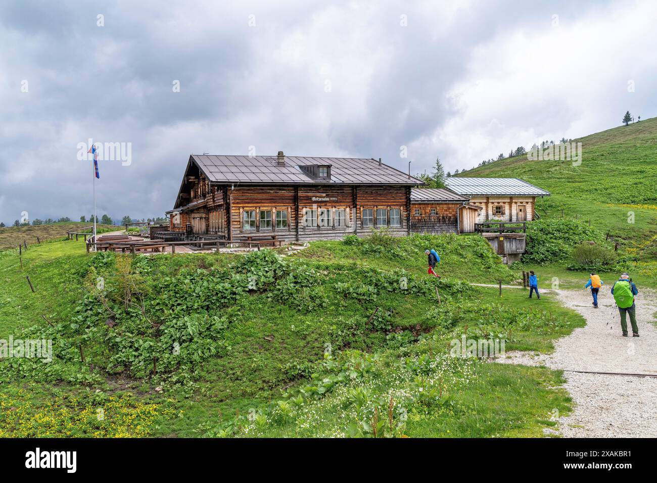 Europe, Germany, Bavaria, Bavarian Alps, Berchtesgaden, Hiking group ...