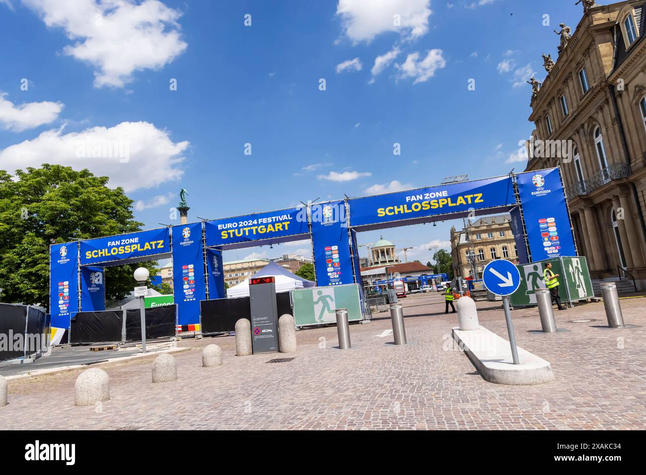In Stuttgart steigt das Fußballfieber. In der Innenstadt werden die ...