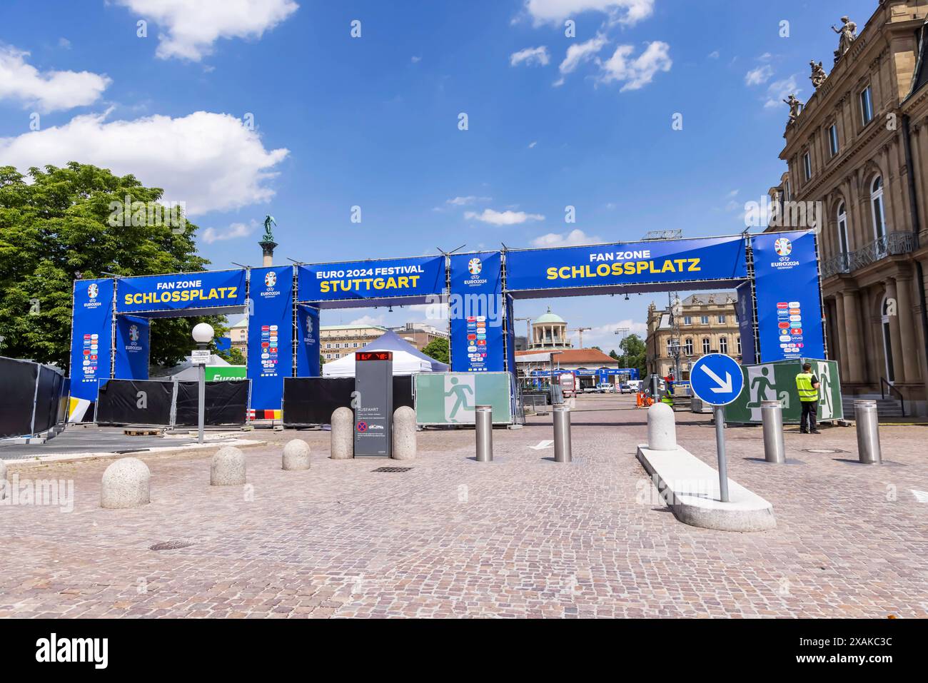 In Stuttgart steigt das Fußballfieber. In der Innenstadt werden die ...