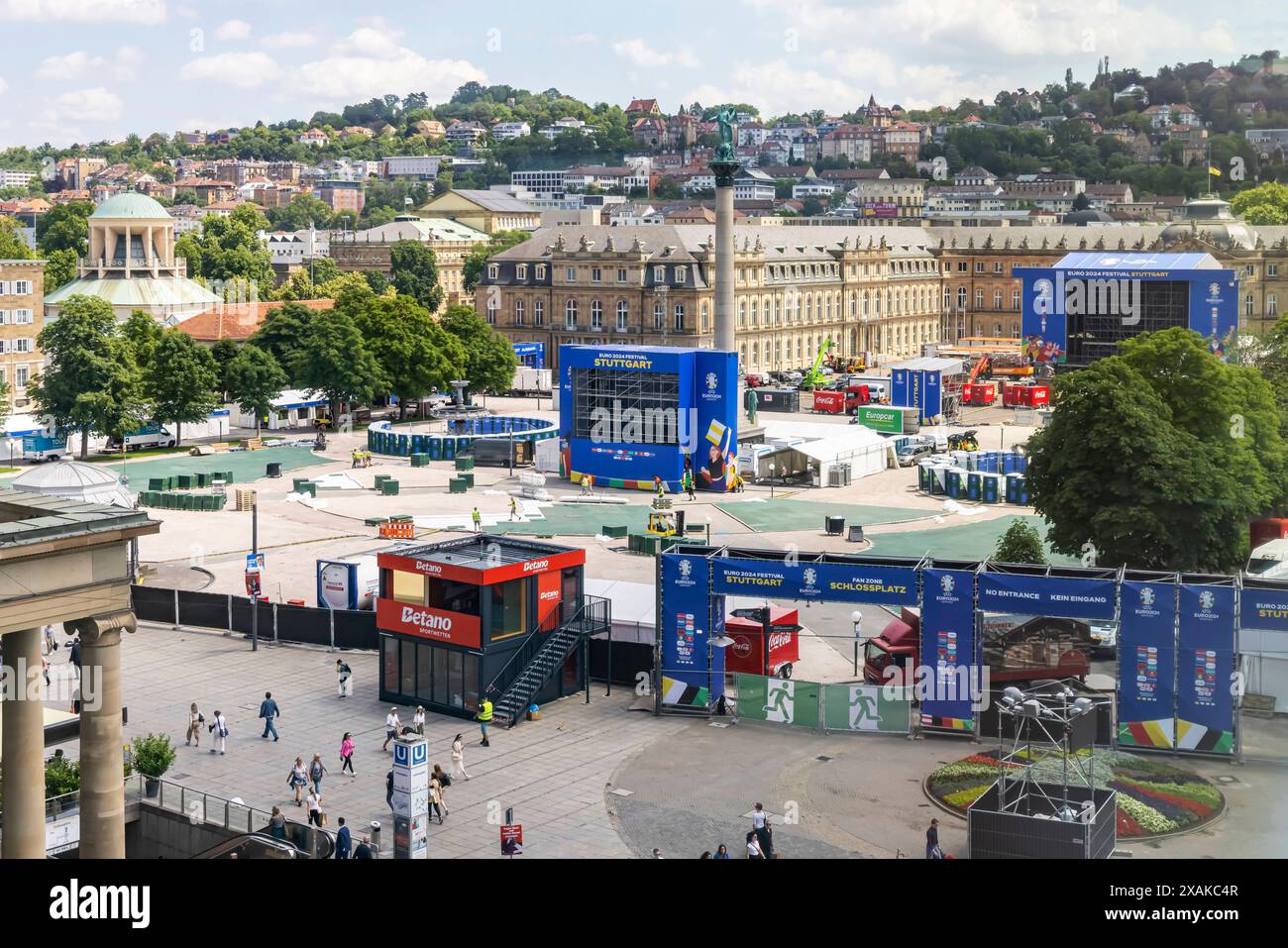 In Stuttgart steigt das Fußballfieber. In der Innenstadt werden die ...