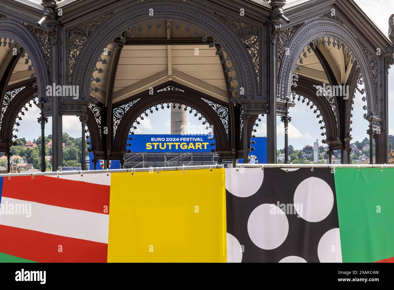 In Stuttgart steigt das Fußballfieber. In der Innenstadt werden die ...