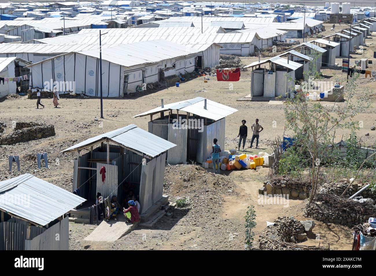 Tinshed huts hi-res stock photography and images - Alamy