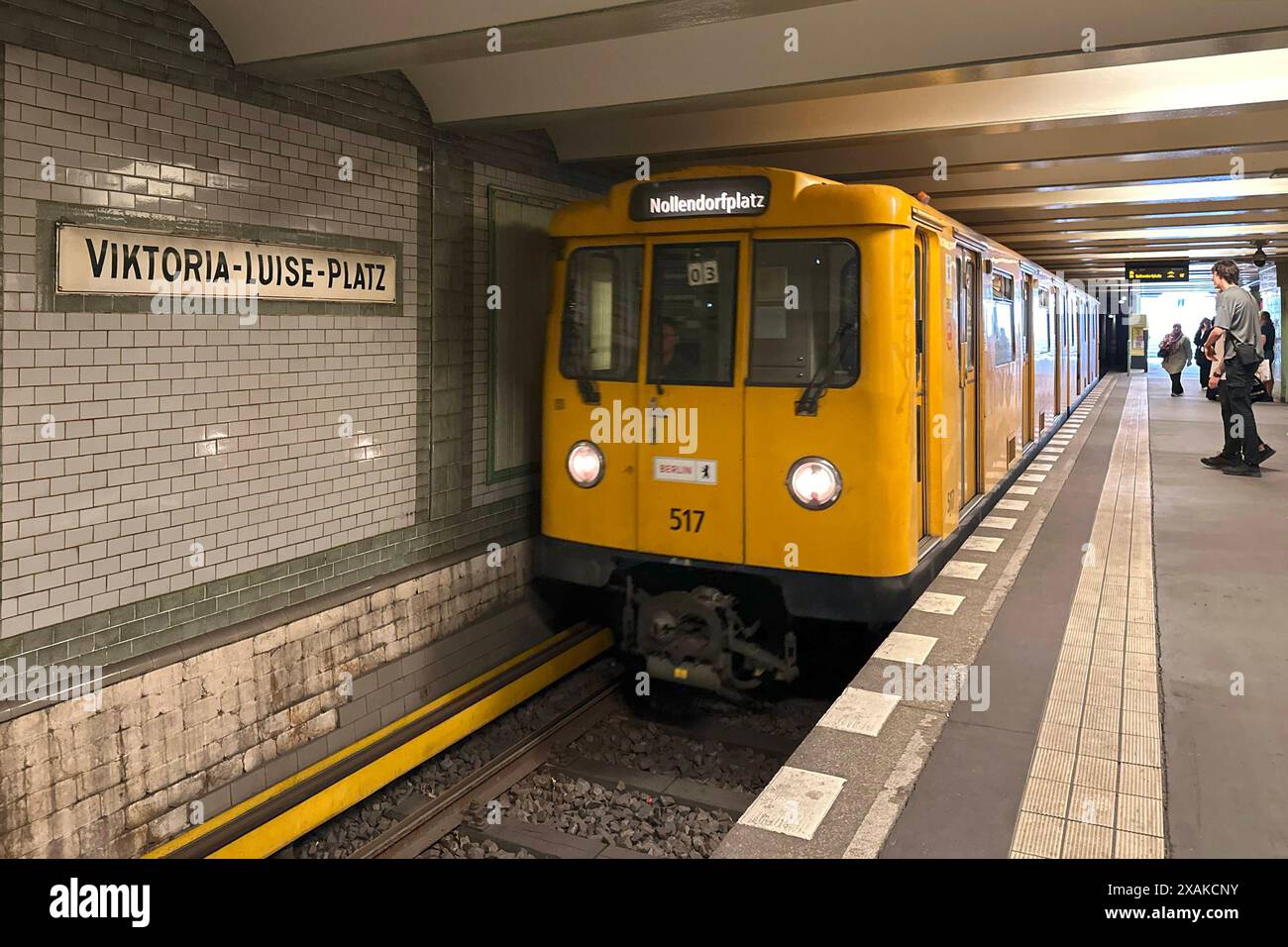 U bahn system der stadt hi-res stock photography and images - Alamy