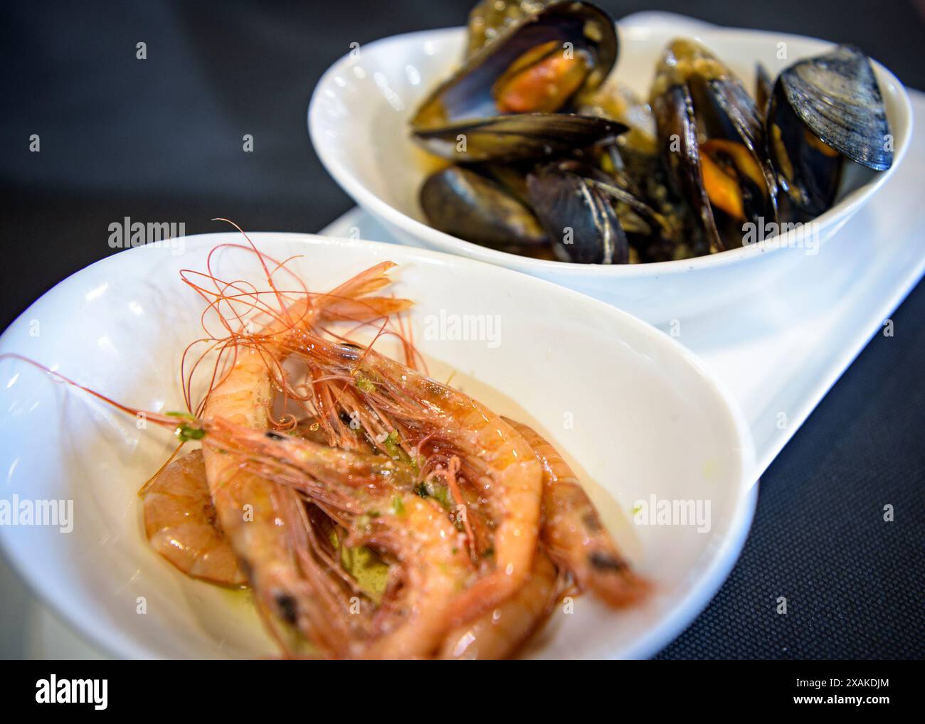 Plato y platos hi-res stock photography and images - Alamy